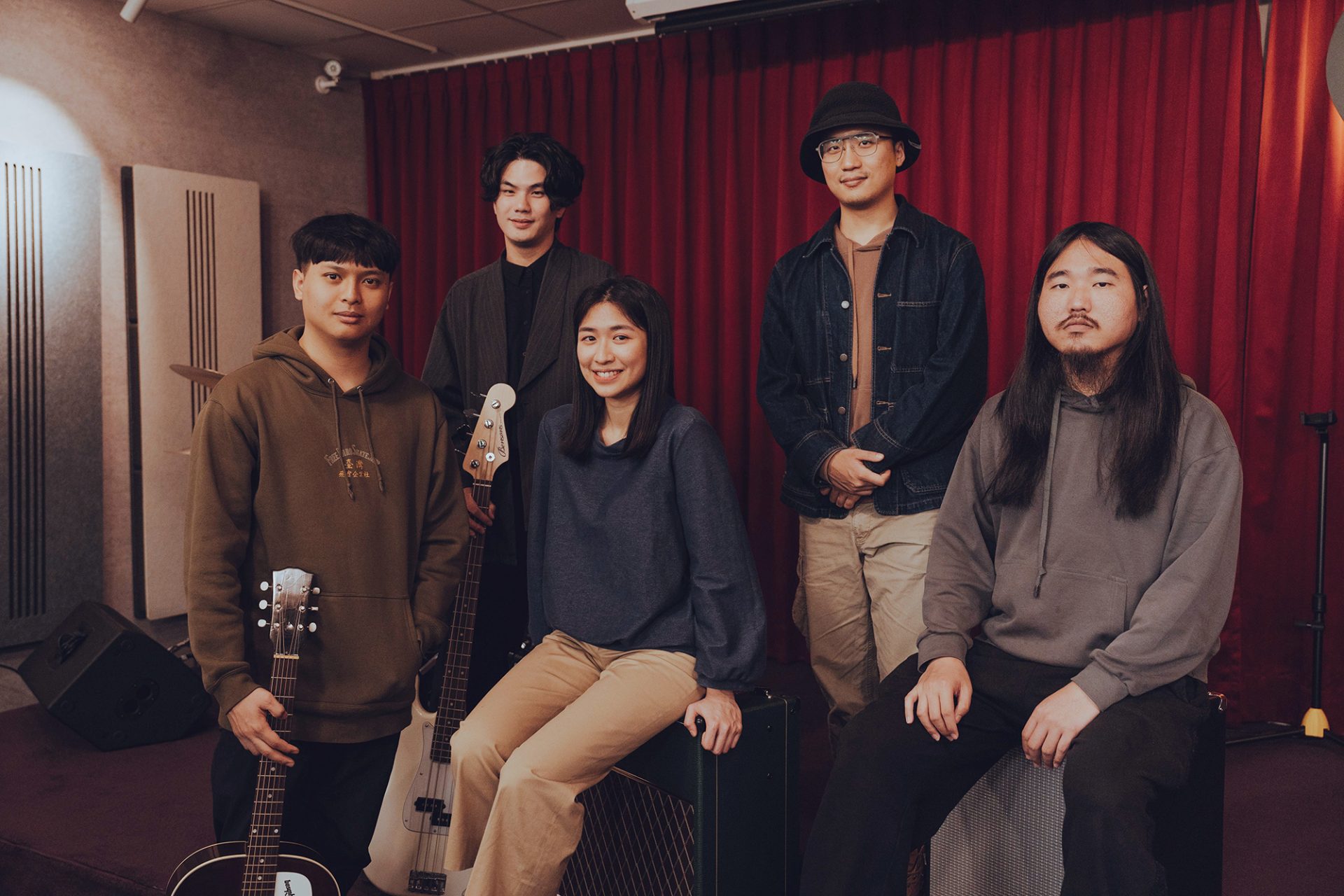 人不輕狂枉搖滾，政大沒音樂系卻奇葩輩出，陳子鴻X老王樂隊 穿越吉他社＆金旋獎28年 | 樂手巢 YSOLIFE