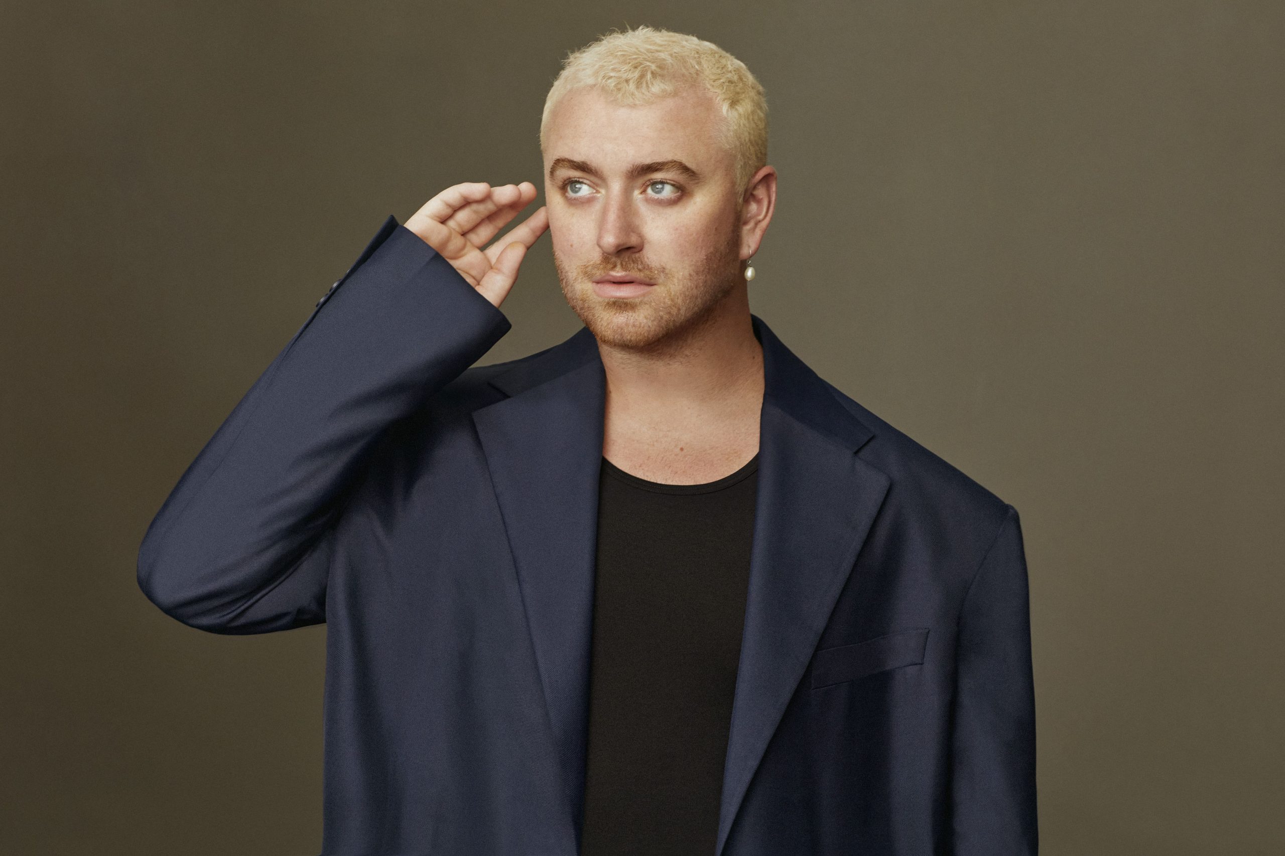 曾被當街辱罵、吐口水！Sam Smith 做自己，穿性感馬甲解放出輯 | 樂手巢 YSOLIFE