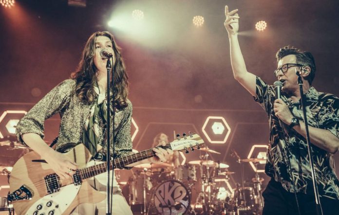 Rick-Astley-Glastonbury-2023-Far-Out-Magazine-1 | 樂手巢 YSOLIFE