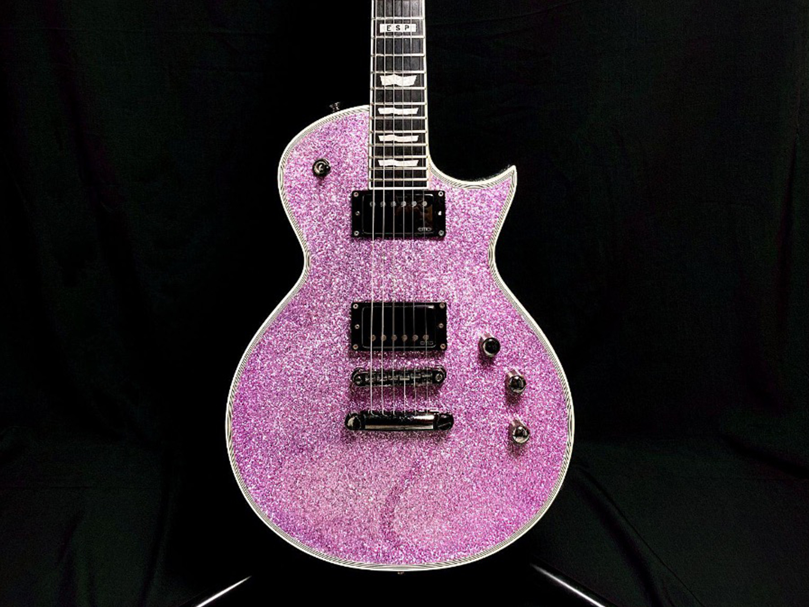 【樂手評鑑】想走傳統音色，但仍然現代的 E-II Eclipse DB Purple Sparkle 吉他開箱 | 樂手巢 YSOLIFE