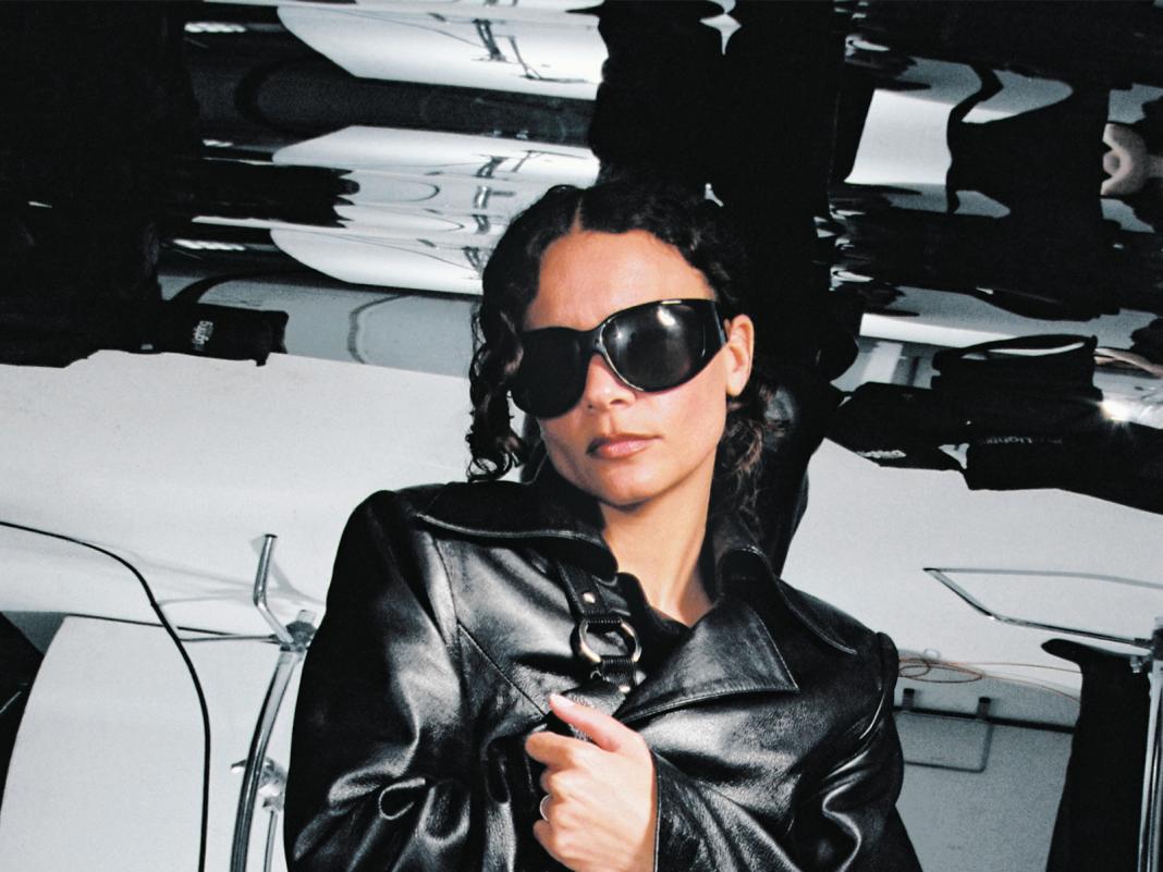 寫下分手後的全新體悟與成長，新時代創作才女 Erika de Casier 第三張專輯《Still》細膩描繪當代生活 | 樂手巢 YSOLIFE