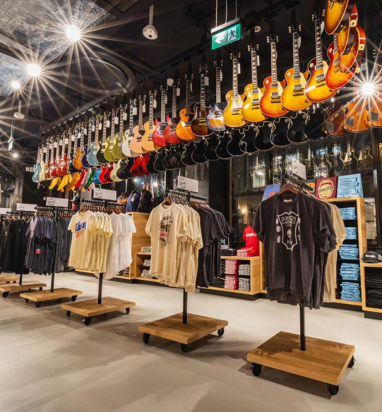 貴得有理？Gibson 與 Fender 價差在工廠裡就決定了？ | 樂手巢 YSOLIFE