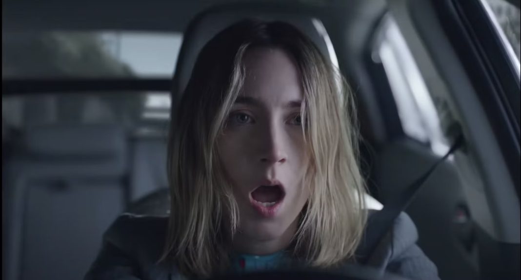 等了近50年！瑟夏羅南出演 Talking Heads〈Psycho Killer〉新 MV ，主唱大讚傑作 | 樂手巢 YSOLIFE