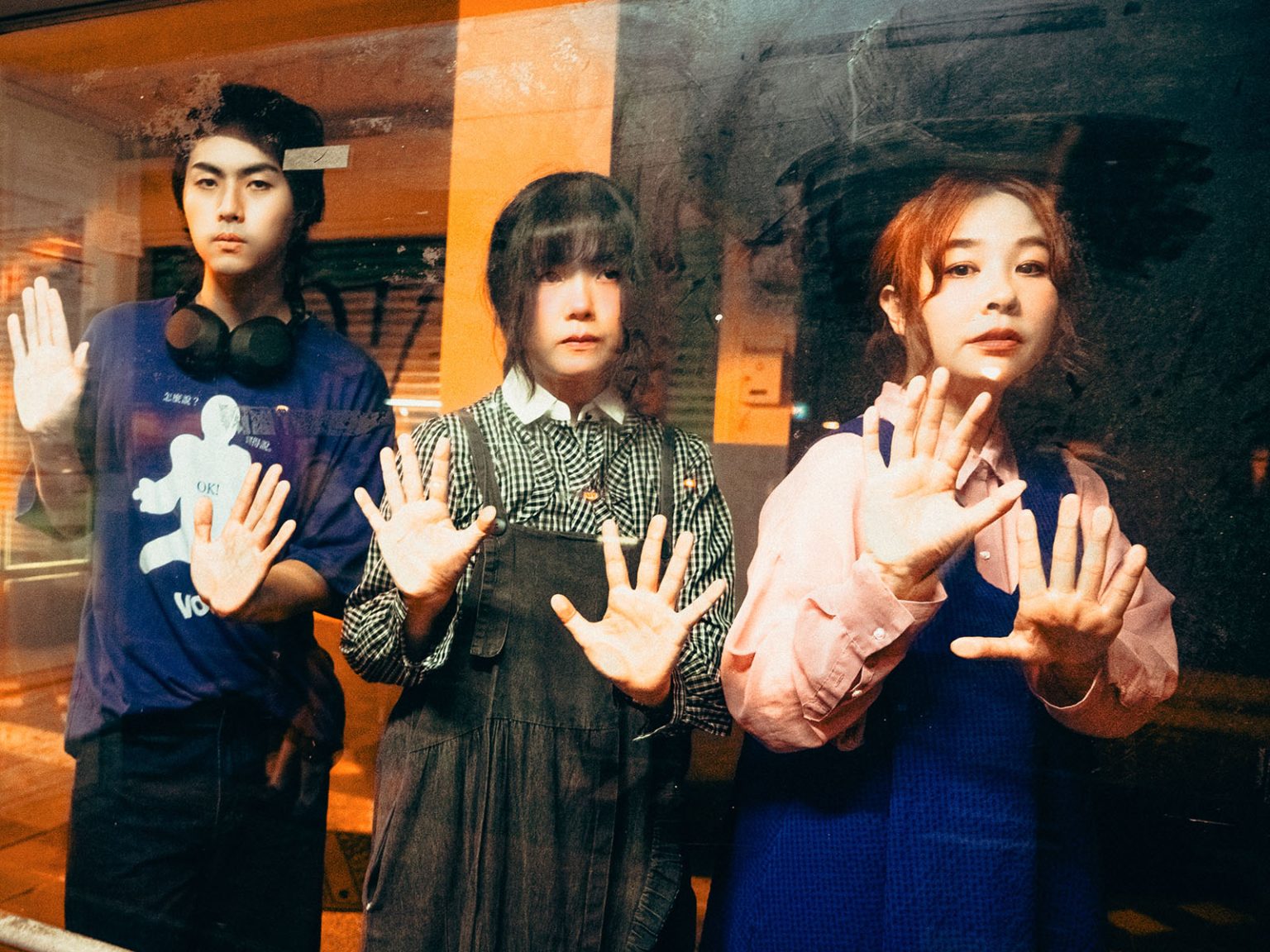 曾受瞪鞋宗師 My Bloody Valentine 指定開場！斑斑率 skip skip ben ben 回歸：不要覺得自己能拯救任何人 ...